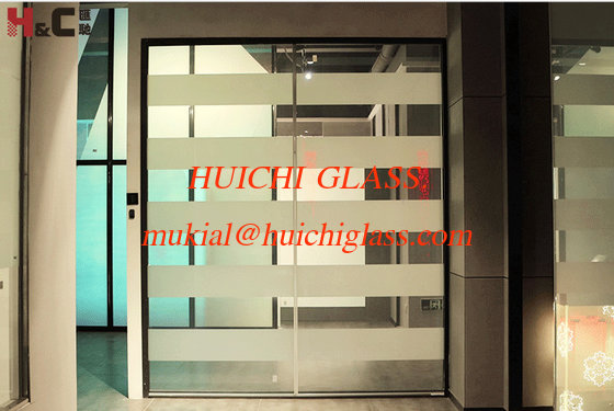 Smart Blind switchable glass for office partion white color with 80% transmittance