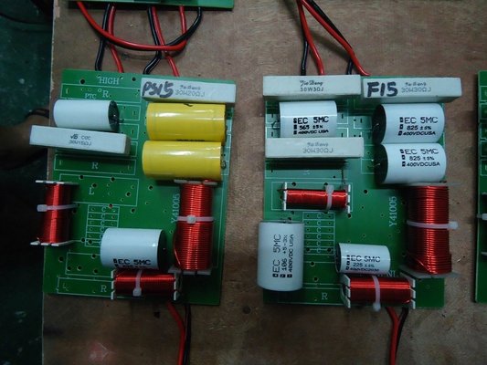 1000 vatios del LF del conductor de altavoz de Active Power autopropulsado para el funcionamiento interior medio