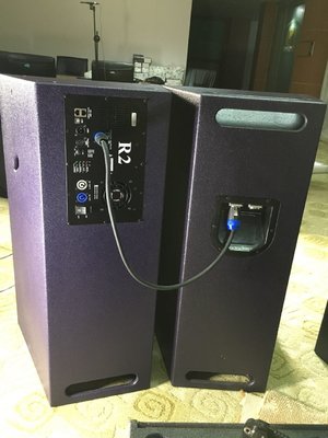 altavoz PA de tres vías de la gama completa 400W 1 x 15 pulgadas para los monitores de DJ