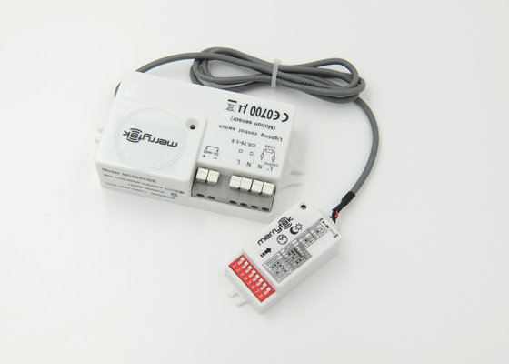 Attachable Version Dimming Motion Sensor MC003V DE With Daylight Sensor
