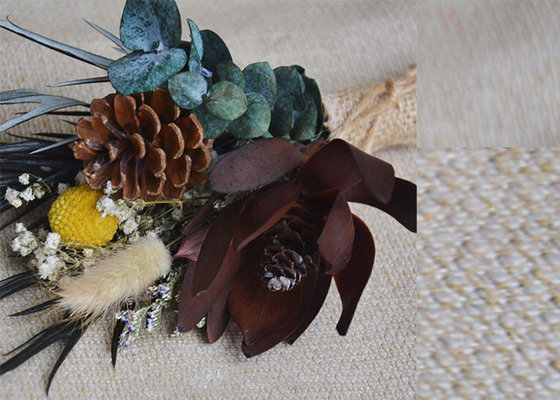 Beautiful Mini Size Dried Flower Arrangements For Cafe Table Flower Display