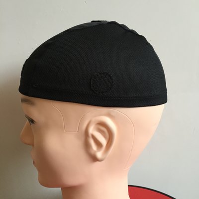 Black Cotton Polyester Skull Cap Helmet Liner With velcro  Wicked fabrics Beanies supplier