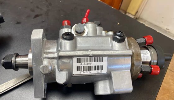 sell RE-568070 RE568070 DE2436-6322 fuel Injection Pump(Email:bj-012@stszcm.com)