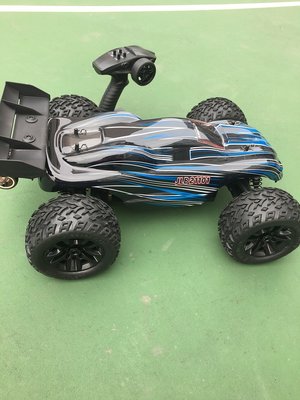2.4G 1/10 Scale Electric RC Truggy /  RC Car  Model  4WD With Blue Shell