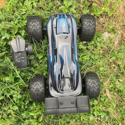 1/10th Brushless Waterproof 120A 4WD Electric RC Car With Blue Color