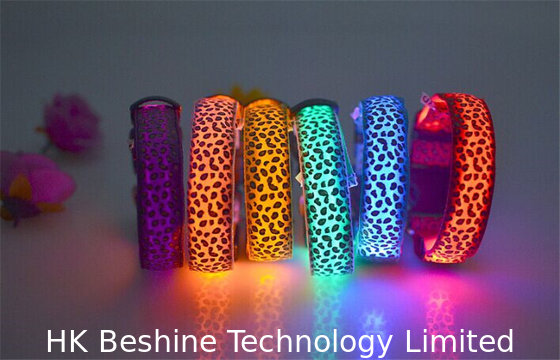 Fationable Leopards Decorative Pattern Illuminated Pet Collars Waterproof
