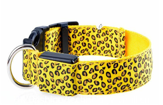 Flashing Safety Comfortable Dogs Led Pet Collar Red Green Yellow With Leopard Printing