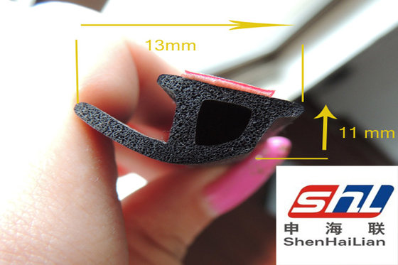 Epdm Windshield Rubber Gasket For Motorhome Window Seals , Automotive Rubber Door Seals