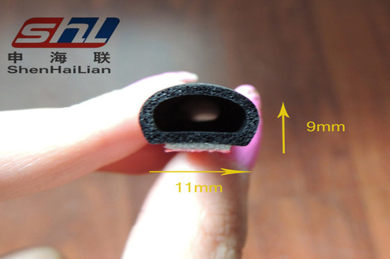 Waterproof Extruded Automotive Car Door Window Rubber Seals , Auto Window Seal