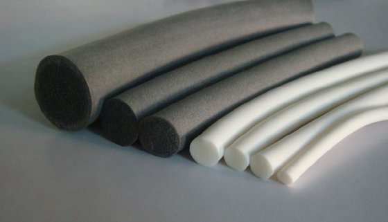 OEM Silicone Sponge Extrusion Silica Gel Rubber Extrusion Process for Seal Strips