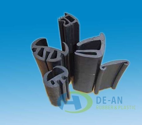 EPDM Extruded Rubber Seals Automobile For Panels / Doors And Glass