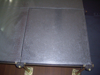 Bearing capacity Calcium Sulphate Raised Floor with smooth surface
