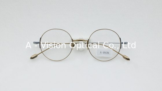 Pure Titanium Retro Round Optical Eyeglasses Frame Ultralight Eyeglasses supplier