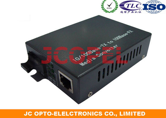 20km Fiber Ethernet Media Converter Gigabit RJ45 10 / 100Base - TX 10 / 100Base - FX