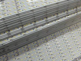72leds Rigid Led Strip lights 12mm Width PCB SMD LED Strip 7020