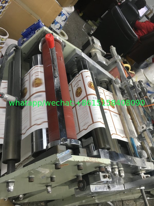 Filtering Sponge and High Density Sponge Die Cutter Machine Camera Cotton and Cosmetic Cotton