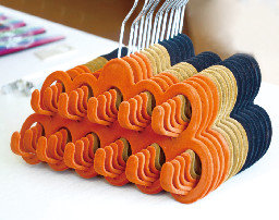 Beautiful Purple / Orange Belt And Tie Rack Hanger Velvet Flocked Hangers