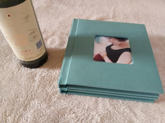 Álbum de foto cubierto de tela de lujo del partido de la noche/de la soltera de la gallina 12 x 8