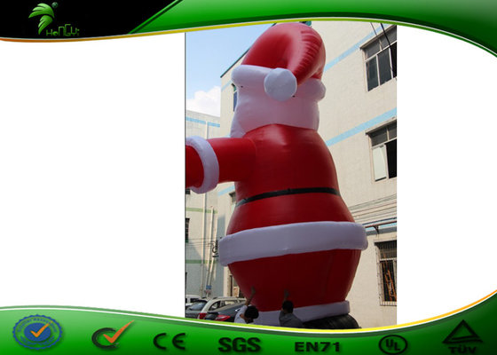 Huge Inflatable Holiday Decorations Santa Claus For Advertising 2 - 3 Years Warranty