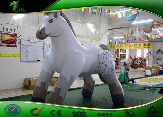 White PVC Standing Funny Cartoon Inflatable Horse 2m / 5m Tall Quadruple Stitching