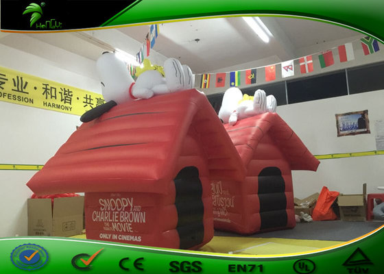 Inflatable Christmas Red Houses , Large Funny Advertising Decoration Inflatable House