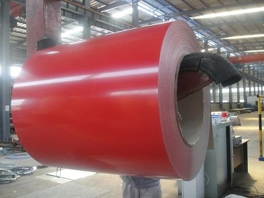 木製の穀物 0.4mm の厚さは軽い鋼鉄屋根構造のための色によって塗られた鋼鉄コイルを冷間圧延しました