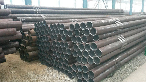API ASTM の炭素鋼の OD 21.3mm - 914.4mm が付いているつや出しの継ぎ目が無い管の厚い壁