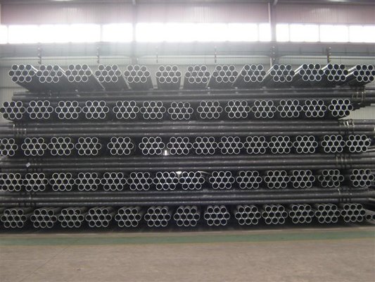 DIN16229 DIN2391 の流動管のために塗られる円形のつや出しの継ぎ目が無い管の黒