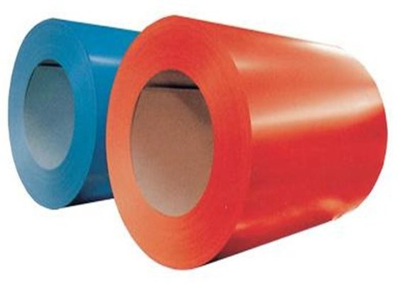 油をさされた幅 914-1250mm PPGI の色によって塗られる鋼鉄は前上塗を施してある鋼板を巻きます