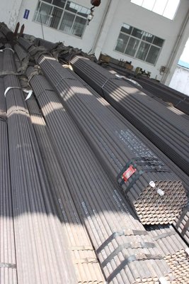 ASTM A334 の炭素鋼の継ぎ目が無い管/管、2inch 4inch の鋼管の非二次