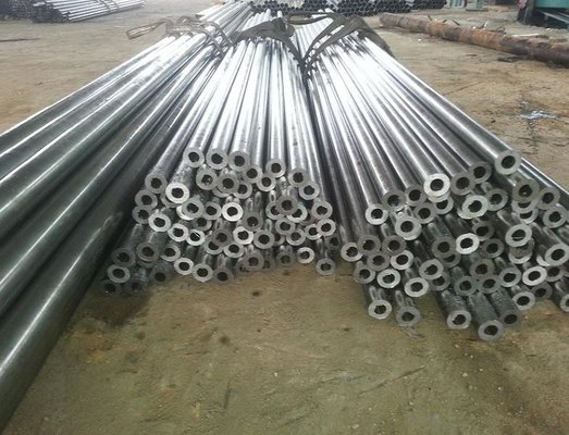 冷間圧延された ASTM の A106/A53 継ぎ目が無い精密鋼鉄管、1.25mm -厚い 50mm