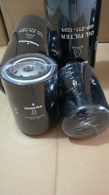 ENGINE OIL FILTER 600-211-1231 FUEL FILTER 600-311-8293 PC400-6 26560137 BF588 BF7629 P551318 FF5269