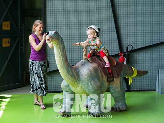Apatosaurus Walking Ride(#GG-1857)