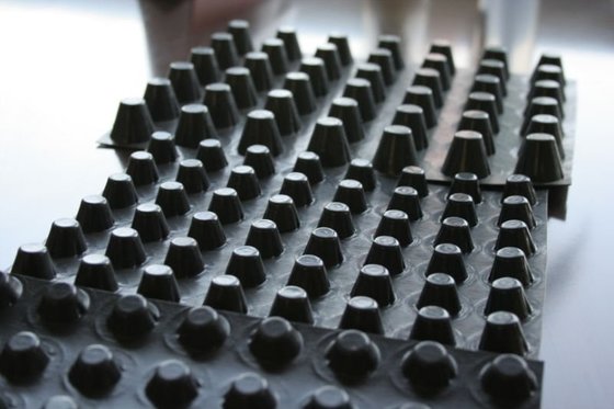 Single Side Dimpled Drainage Board For Green Roof Construction Root Penetration