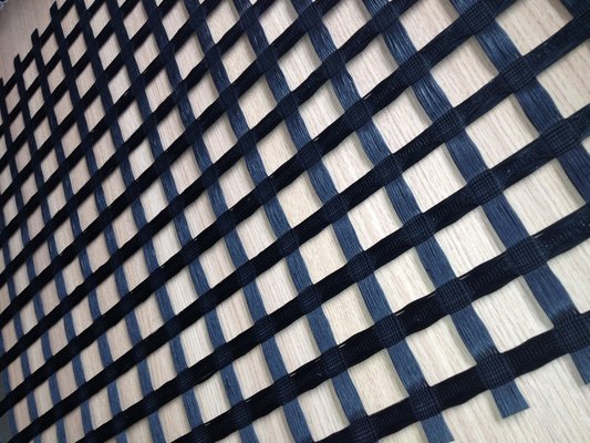25.4mm 100KN/M Retaining Wall Reinforcement Mesh Self Adhesive Bitumen Coated