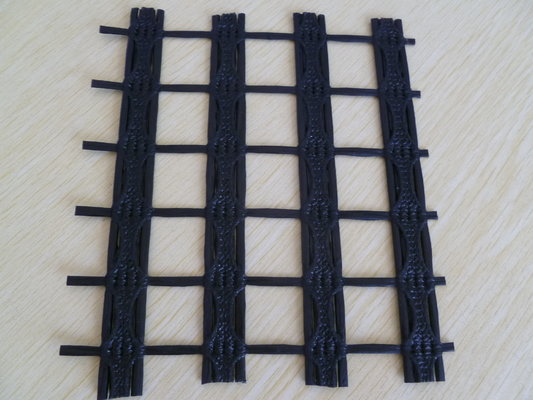 PVC Coating Warp Knitted Geosynthetic Materials , Polyester Pavement Reinforcement Geogrid