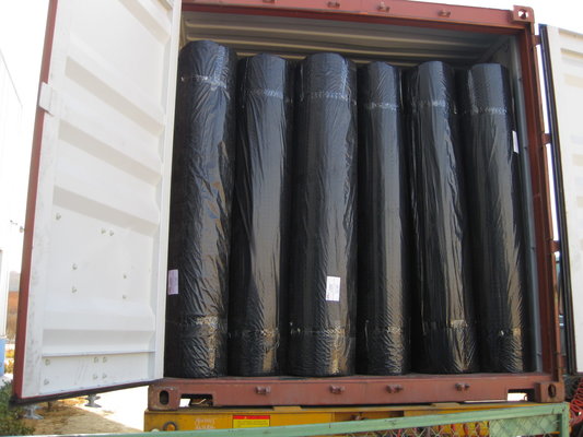 Black Color Woven Geotextile Geogrid Fabric For Retaining Walls / Driveways Construction