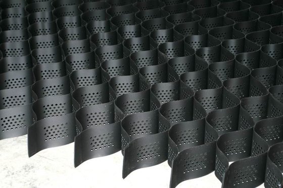 HDPE Textured Slope Protection Geocell , Soil Erosion / Slope Stabilization Matting