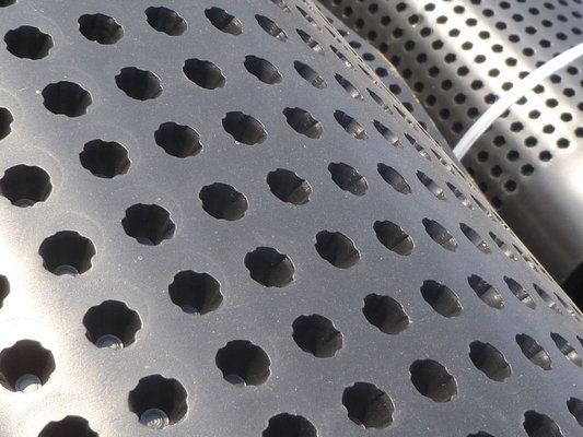 Dimpled Sheet Drainage Membrane , Basement Waterproofing Plastic Sheeting