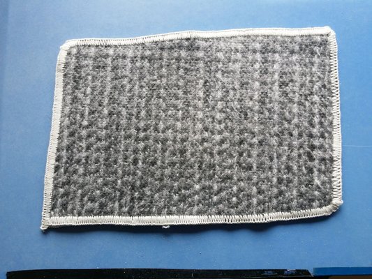 4.6kg - 6.0kg/M2 Geosynthetics Clay Liner For Landfill / Bridge / Mining