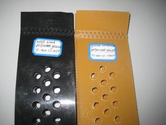 1.5mm Sheet Plastic / HDPE Textured Perforated Geocell Geonet Geoweb Wall