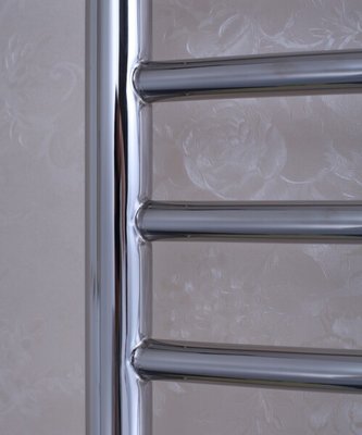 Heated Hot Water Towel Rack Radiator , Small Heated Towel Rail For Cloakroom