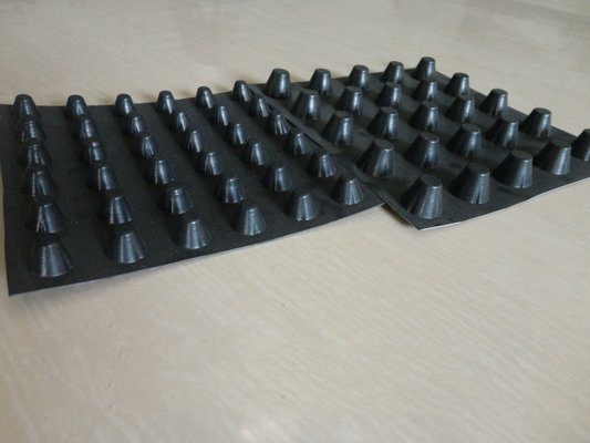HDPE Single Side Dimpled Drainage Board For Tunnel / Roof Penetration