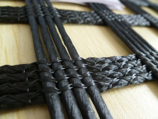 30KN 13% Low Elongation Asphalt Reinforcement Biaxial Geogrid Warp - Knitted Polyester