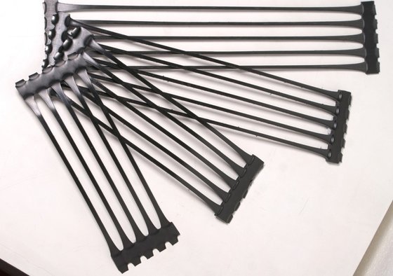Grille Mesh Uniaxial Geogrid 170KN/M Linear Polymer Geogrid for Protective Soil
