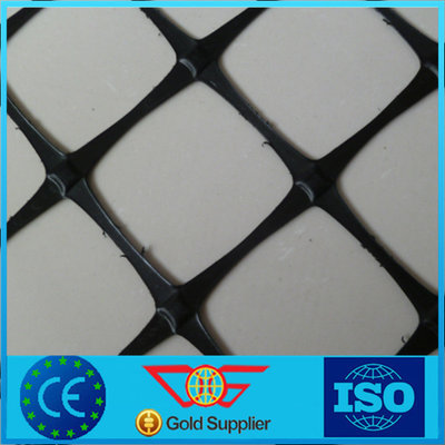 Extruded PP Plastic Biaxial / Unixial Geogrid For Retaining Wall Project Black Color