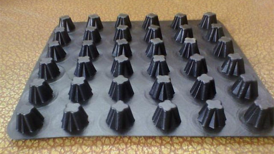 HDPE Single Side Dimpled Drainage Board For Tunnel / Roof Penetration