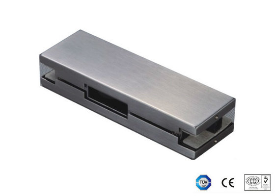 Anti Corrosion Glass Patch Fittings Adaptor Matched With Stainless Steel Cover