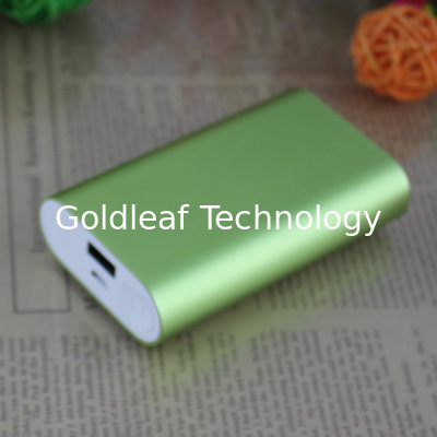 High quality metal casing 5600mah capacity mobile phone charge portable charger