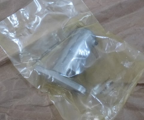 Detroit Diesel S92 Oil pressure regulating valve 08921088